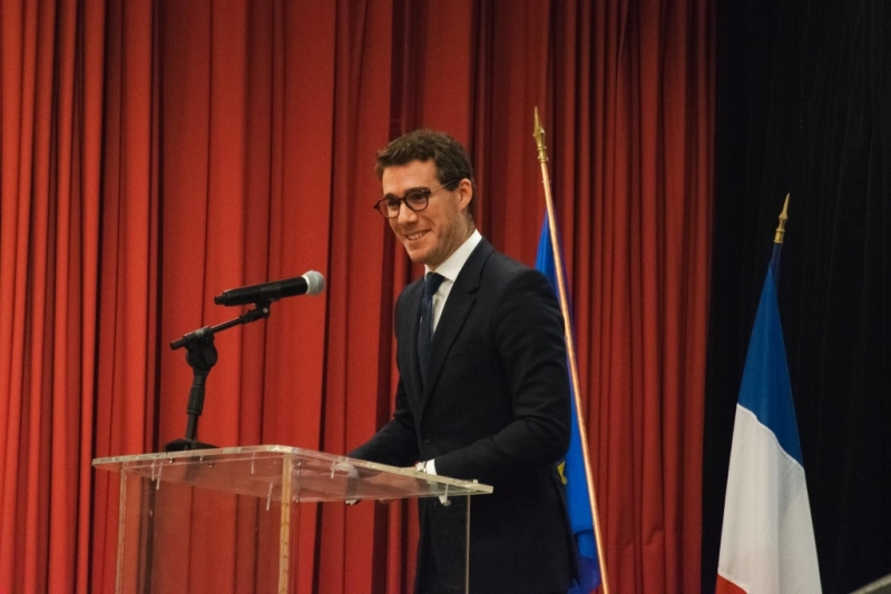 Quentin Bataillon rappelle à l'ordre Hanouna - TL7, Télévision loire 7